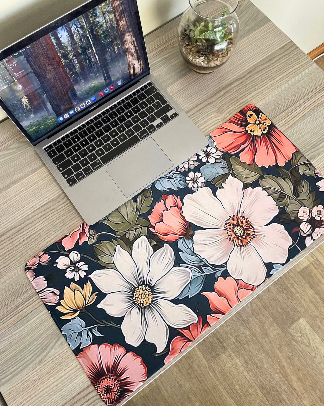 Floral Escape Desk Pad – Duvette Homeware™️
